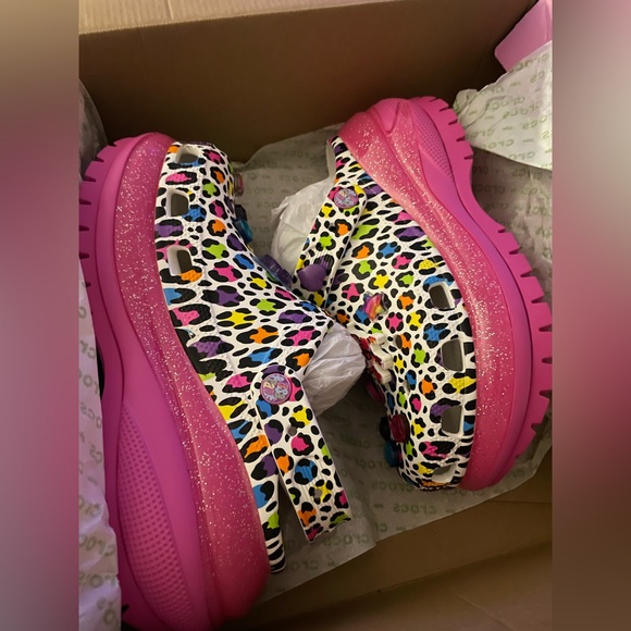 CROCS | Shoes | Crocs Lisa Frank Mega Crush Clog Electric Pink | Poshmark